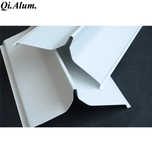 V-Plank Ceiling Decoration Aluminum V-shape Strip Ceiling Tiles