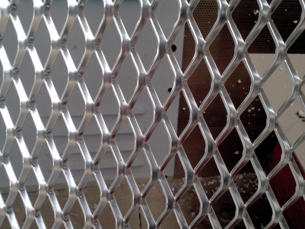 Custom Size PVDF Coated Aluminum Expanded Mesh for Air Ventilation - we ...