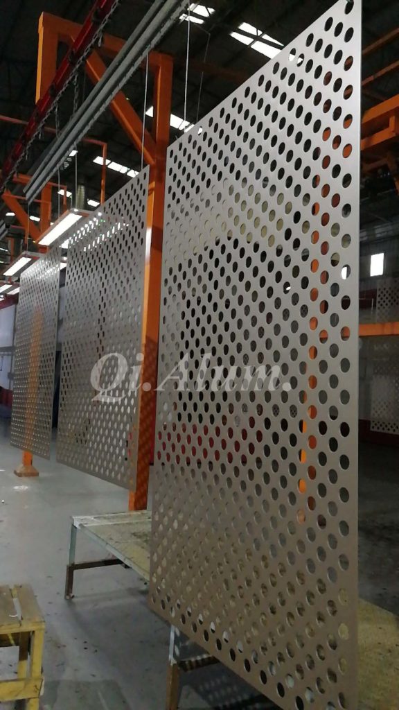 Triangle Perforated Aluminum Cladding Wall Panel - Aluminum Building ...
