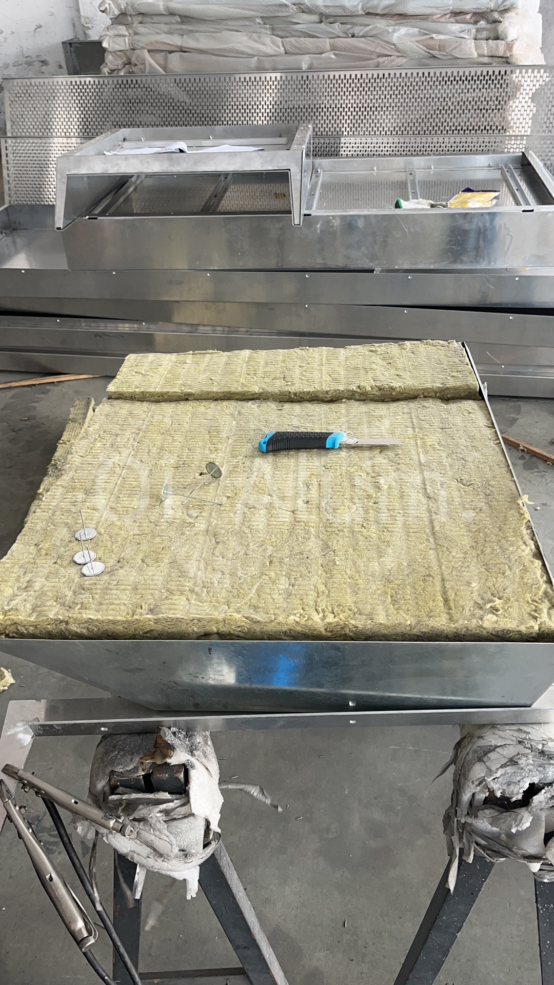 fire rated building material products of GI Backpan ,curtain wall backpans