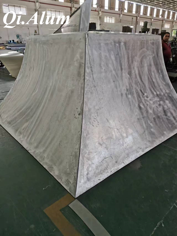 Features and Applications of Aluminum Panels