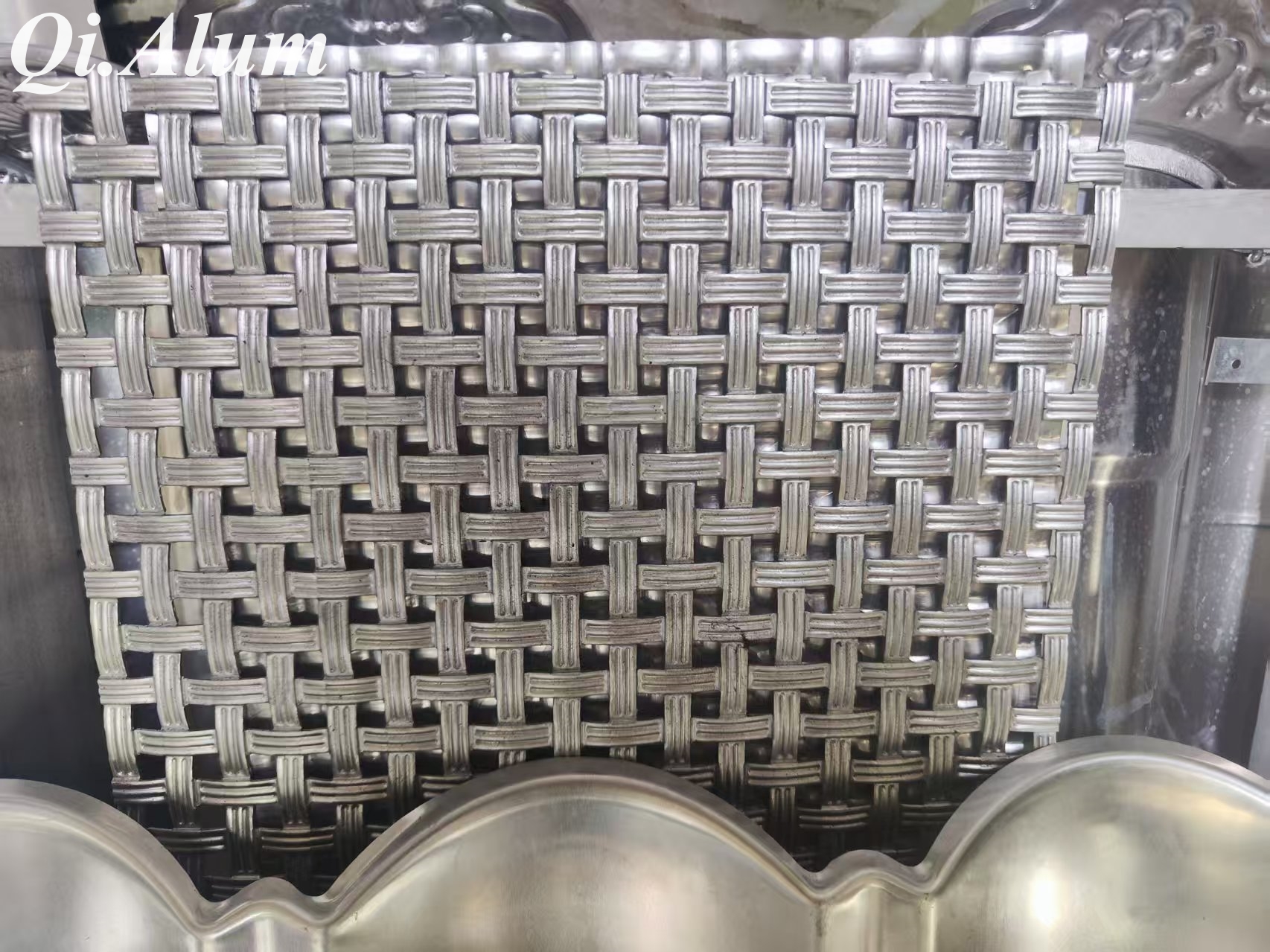 Benefits of Aluminum Braided Grilles
